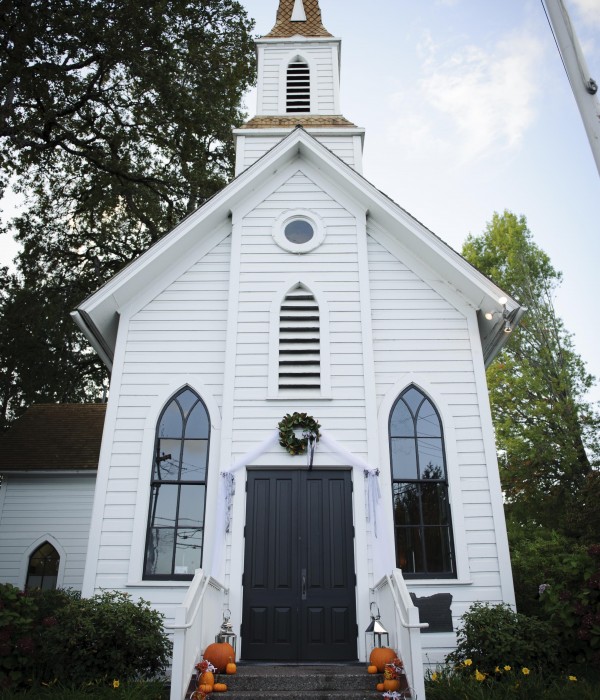 Church Photos | Oaks Pioneer Church Inside and Out